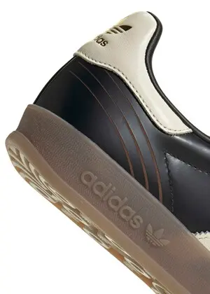 Adidas Gazelle Leather Sneakers