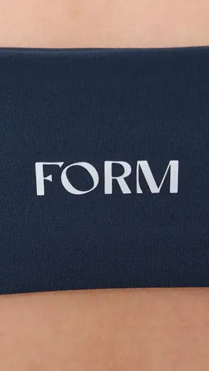 FORM Slim Supporter Bra - Navy