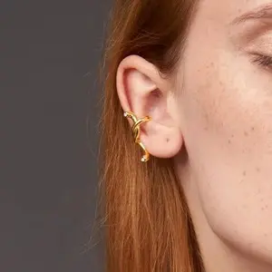 OUTOFOFFICE Twist Pave Ear Cuff