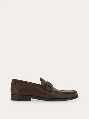 FERRAGAMO Moccasin With Gancini Ornament - Brown