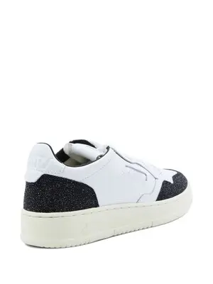 AUTRY Medialist Low Leather Sneakers - Black
