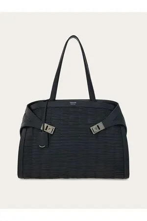 FERRAGAMO Hug Shoulder Bag - Black