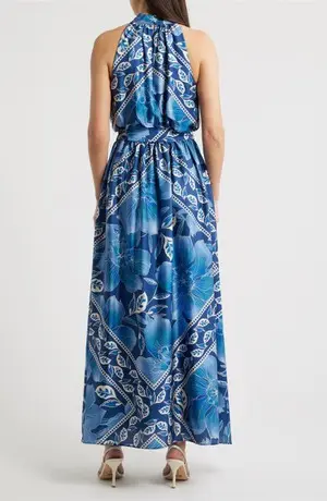 Julia Jordan Printed Satin Maxi Dress