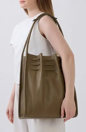 BEHNO Large Leather Hobo Bag - Palm