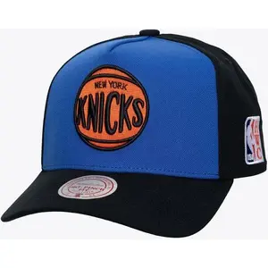 Mitchell & Ness New York Knicks Legendary Home Pro Pinch Snapback Hat - Blue