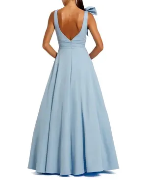 Mac Duggal Sleeveless Plunge Neck Ball Gown With Bow Detail - Powder Blue