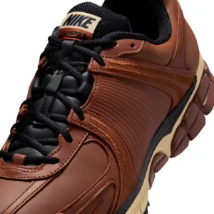 Nike Zoom Vomero All-leather Athletic Shoes - Brown