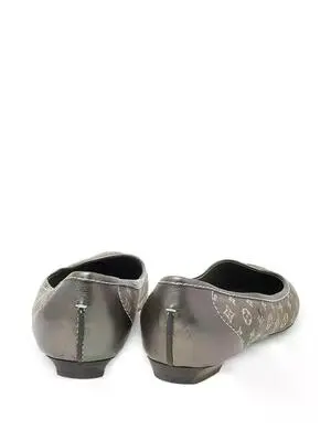 LOUIS VUITTON Monogram Canvas Pointed Toe Ballet Flats