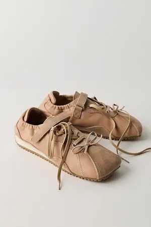 GRACE Jaz Lace-up Sneakerinas - Camel