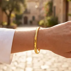BLISS DIAMOND 6mm 18k Gold Plated Bangle