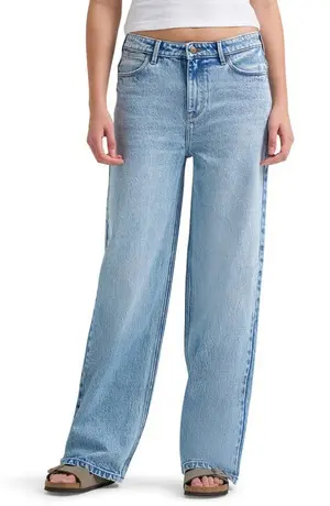 Wrangler Loose Straight Leg Jeans