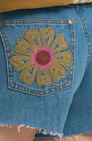 Wrangler X Lainey Wilson Embroidered Shorts
