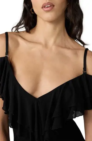 Diane Von Furstenberg Sofia Cold Shoulder Gown