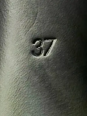 Pierre Balmain Pointed-toe Zip-up Boots