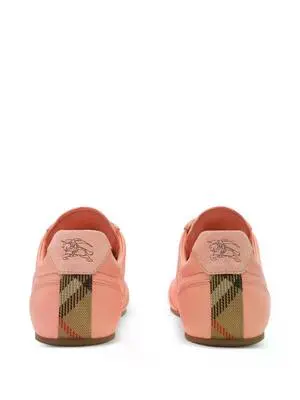 Burberry Leather Knight Runner Sneakers - Pink