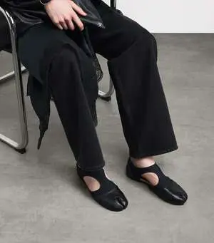 MAISON MARGIELA Leather Tabi Jazz Slippers