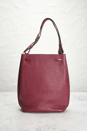 Hermès Togo So Kelly 26 Shoulder Bag - Rubis