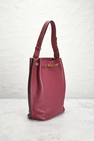 Hermès Togo So Kelly 26 Shoulder Bag - Rubis