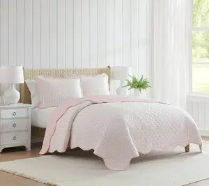 MARTHA STEWART Olivia Gingham Soft Pink Cotton Twin Quilt Set - One-color