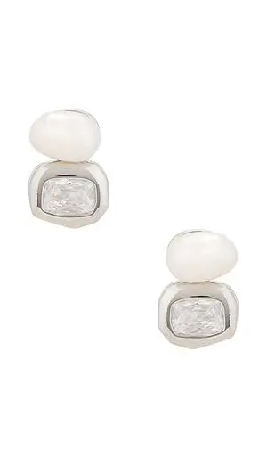 LOVERS AND FRIENDS Maribel Earrings - Silver Pearl