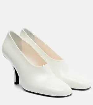 TOTEME Leather Pumps - White