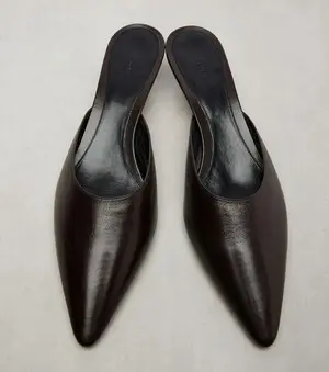 THE ROW Liisa Leather Mules - Brown