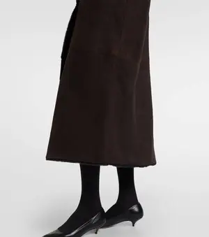 THE ROW Anaya Hooded Suede Coat - Brown