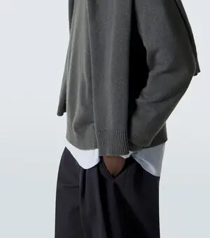 THE ROW Cashmere And Linen Sweater