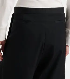 THE ROW Kalyan Wool Bermuda Shorts - Black