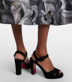 CHRISTIAN LOUBOUTIN Cora 100 Suede Sandals - Black