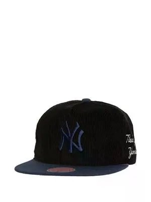 Mitchell & Ness New York Yankees Double Corduroy Cap - Black