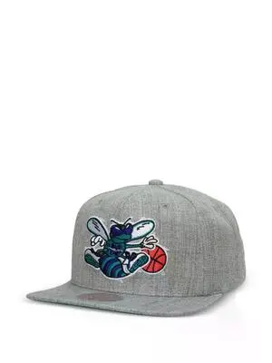 Mitchell & Ness Charlotte Hornets Team Snapback Cap - Grey