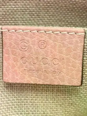 Gucci Calfskin Bamboo Clutch Bag - Pink
