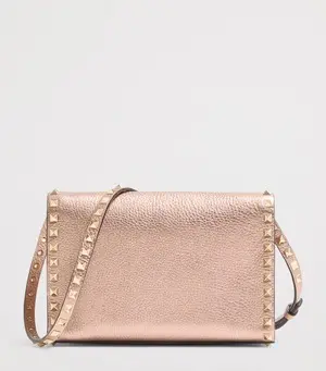 Valentino Garavani Rockstud Leather Shoulder Bag - Nude