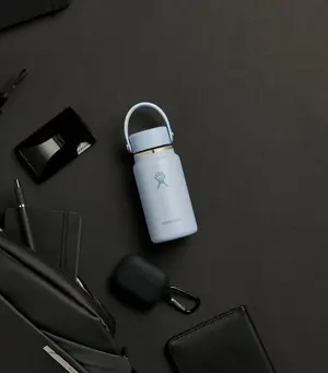 HYDRO FLASK Micro Hydro Water Bottle Surf - Blue