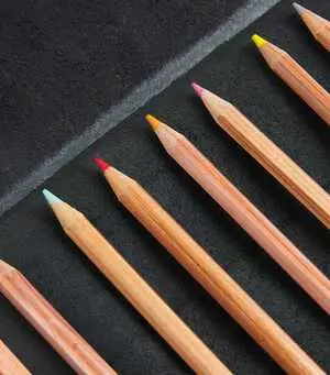 Harrods Leather Pencil Wrap