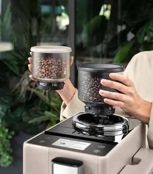 DE'LONGHI Rivelia Coffee Machine - Beige