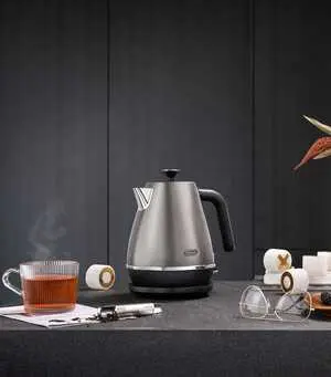 DE'LONGHI Distinta X Kettle
