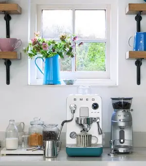 SMEG Mini Pro Coffee Grinder