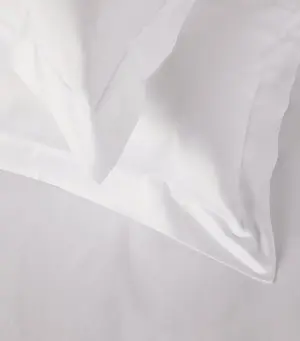 CELSO DE LEMOS Capela Duvet Cover - White