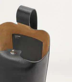 Loewe Large Leather Pebble Bucket Bag - Black