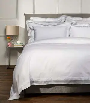 CELSO DE LEMOS Hella King Duvet Cover - Grey
