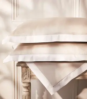CELSO DE LEMOS Emma Square Pillowcase