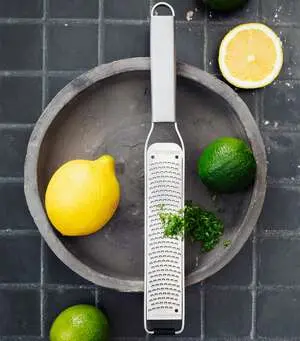 MICROPLANE Stainless Steel Professional Zester