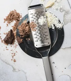 MICROPLANE Stainless Steel Professional Ribbon Grater