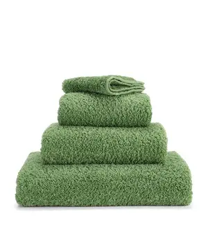 ABYSS & HABIDECOR Super Pile Hand Towel Green