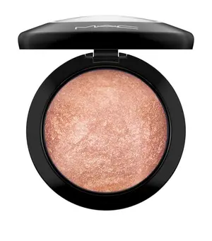 MAC COSMETICS Mineralize Skinfinish Nude