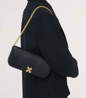 Alexander McQueen Leather Shoulder Bag With Skull Flower Clasp - Black