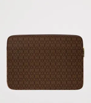 Wolf Signature Laptop Case