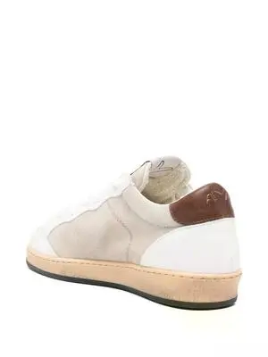 AMA-BRAND Motf Appliqué Sneakers